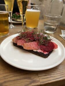 Smørrebrød i København - her er 11 af byens bedste steder 🤤 | Rejsekris